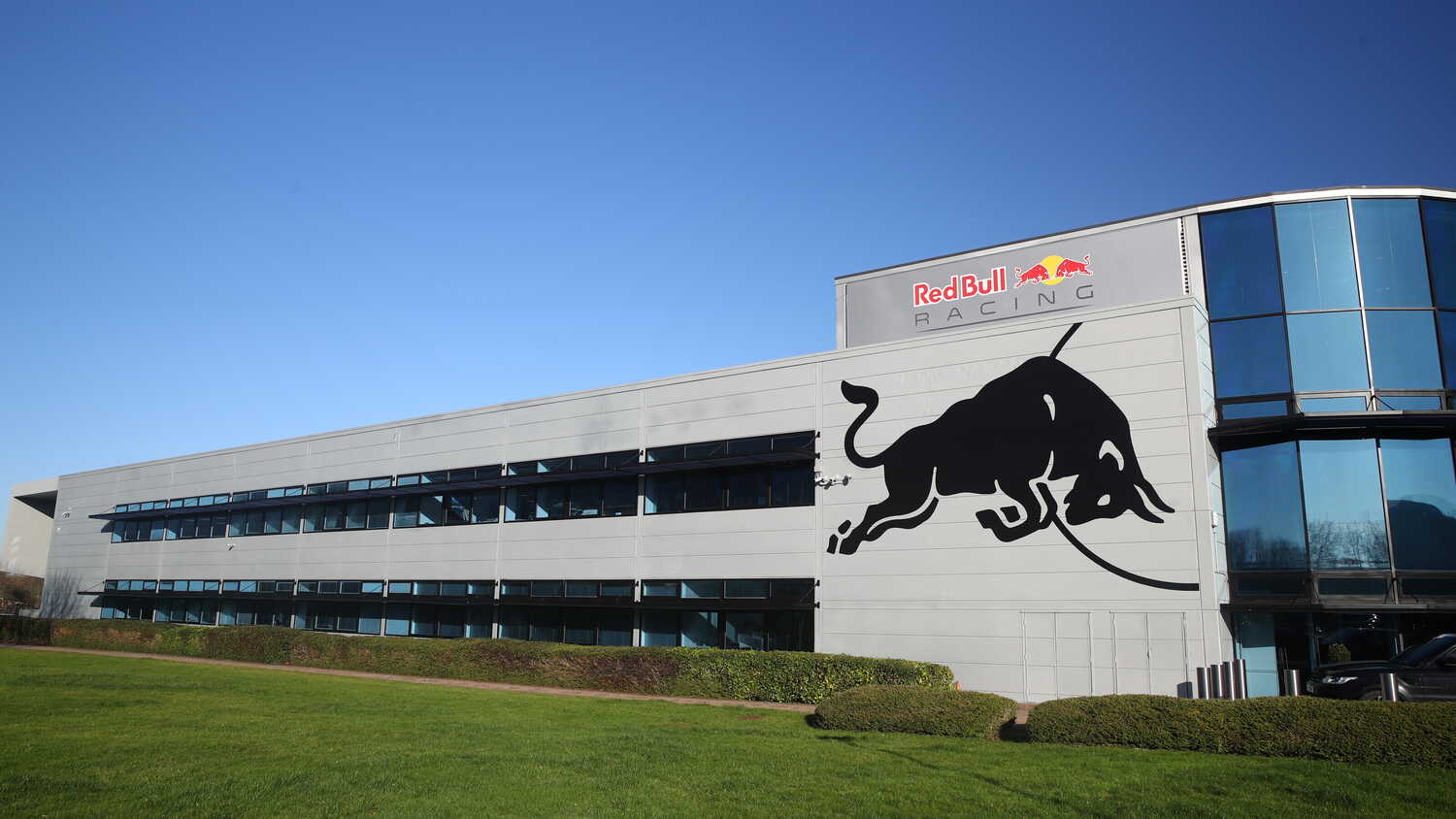 Red Bull Factory Tour – Four Marks Supercar Owners Club