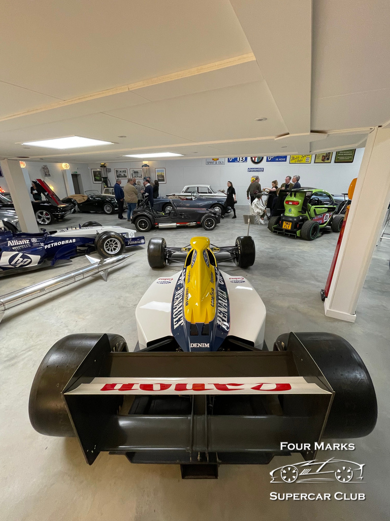 Club Heads to Zach’s Garage | Surrey – Four Marks Supercar Owners Club