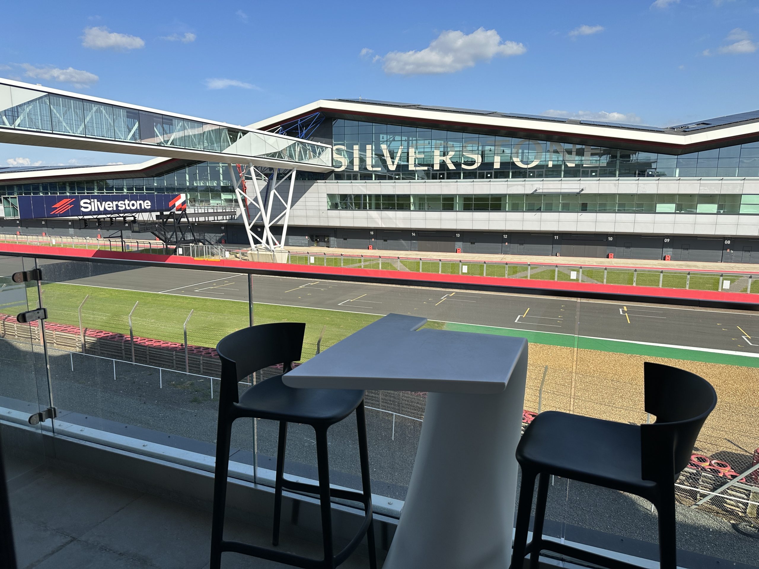 Silverstone Hilton Overnight - Four Marks Supercar Owners Club